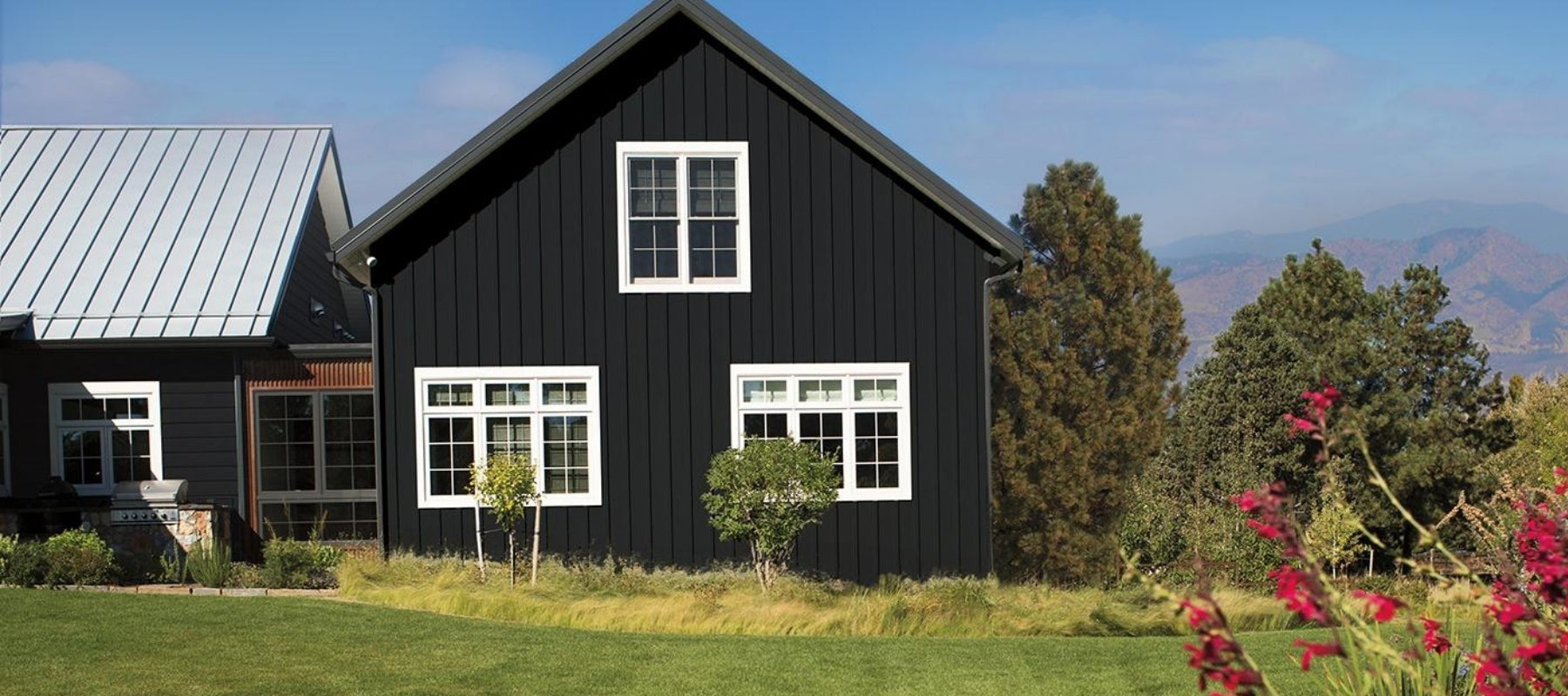 Vinyl Siding Transformation | Creative Paints